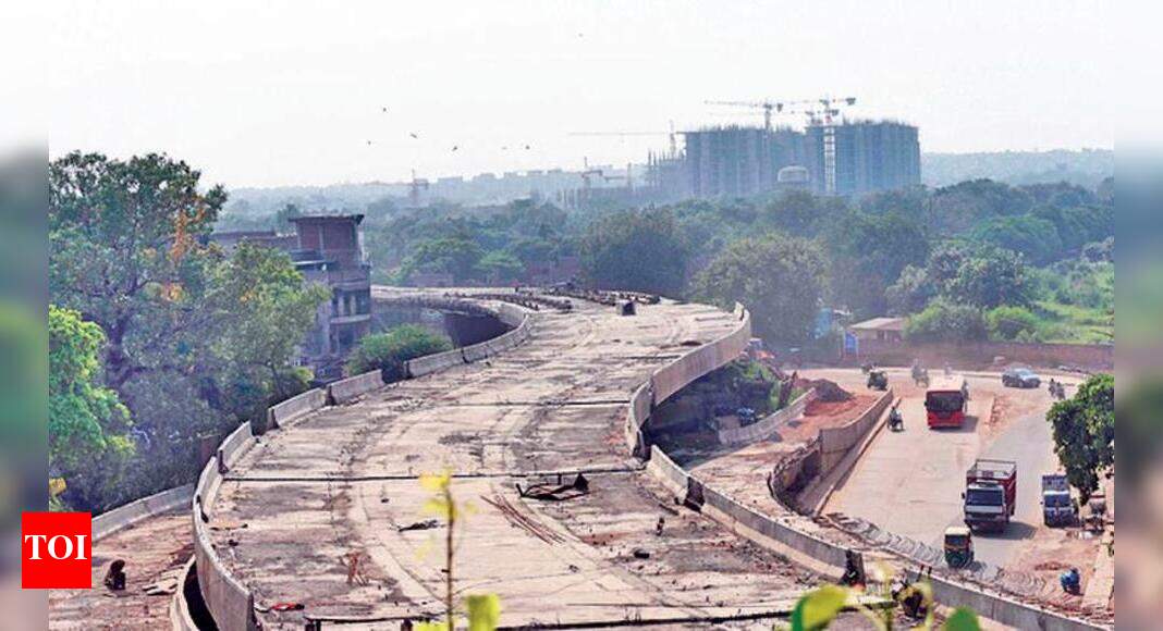 Rani Jhansi flyover project misses deadline again | Delhi News - Times ...
