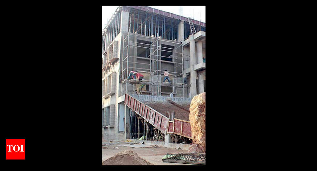 Utkal University: DDCE building of Utkal University ready to function ...