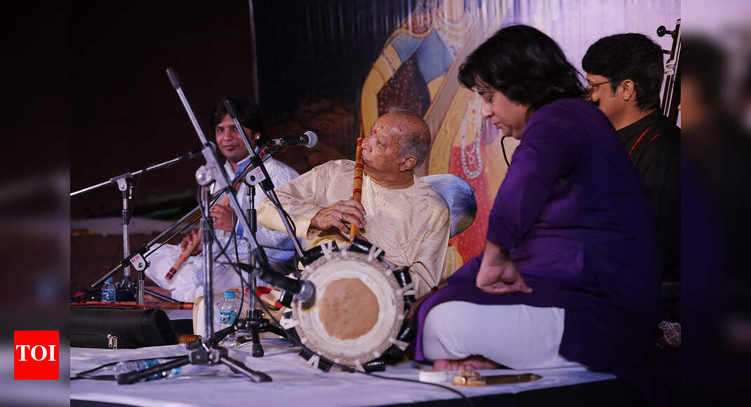 All-night concerts see a new dawn | India News - Times of India