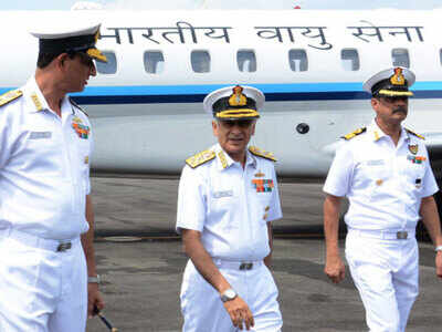 Indian Navy: Naval chief heads for Bangladesh to boost defence ...