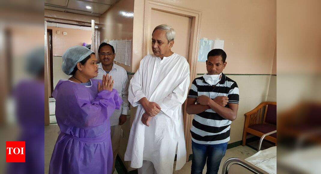 Conjoined Twins: Naveen Patnaik meets separated conjoined twins in ...