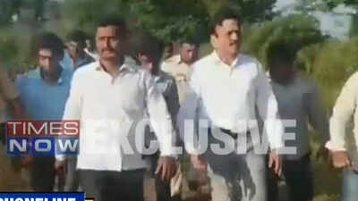 Gun-wielding Maharashtra minister joins search party for leopard ...