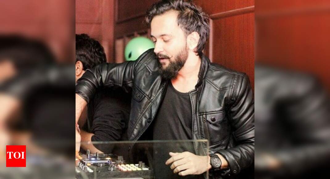 Sumit Handa | undefined Movie News - Times of India