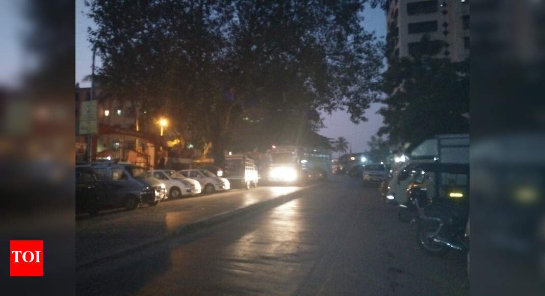 no street lights - Times of India
