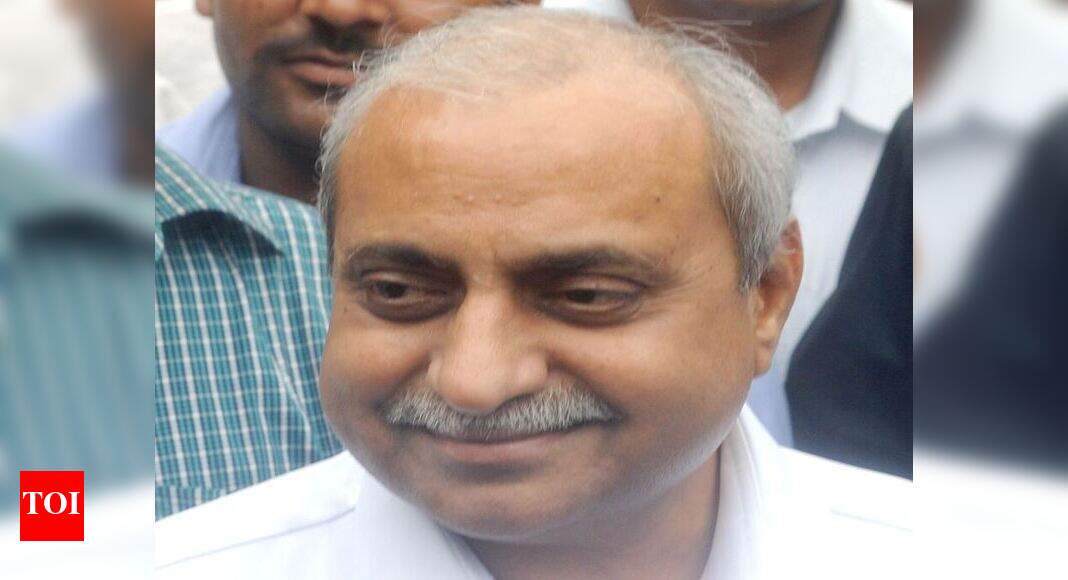 Nitin Patel: Nitin Patel to face 33 candidates in Mehsana | Ahmedabad ...