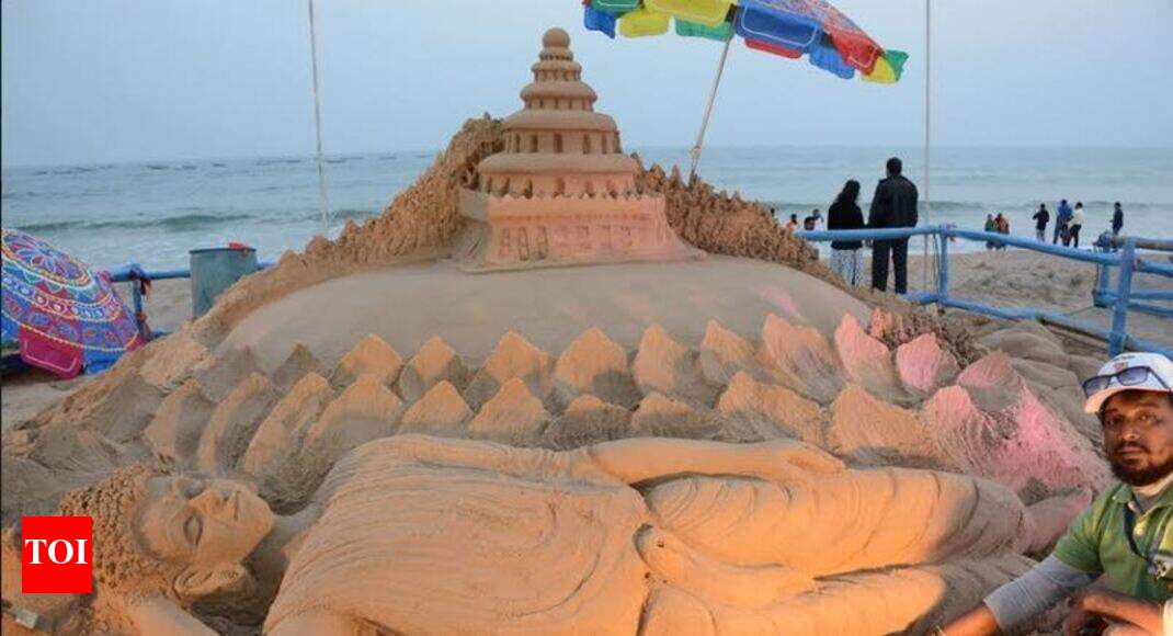 Sand arts on Buddhist monuments draw large crowd in International Sand ...