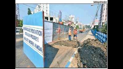 Dhakuria traffic rejig from Monday | Kolkata News - Times of India