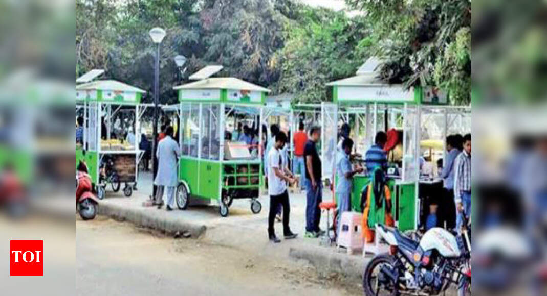 Vendor carts flout rules, on MCG radar | Gurgaon News - Times of India