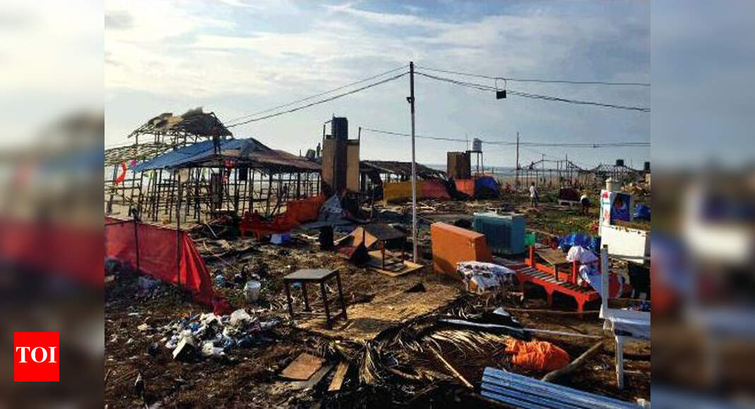 Cyclone Ockhi: Goa’s beach tourism battered by rising water | Goa News ...