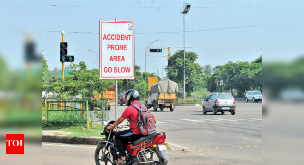 PWD officials directed to put up caution boards at accident-prone spots ...