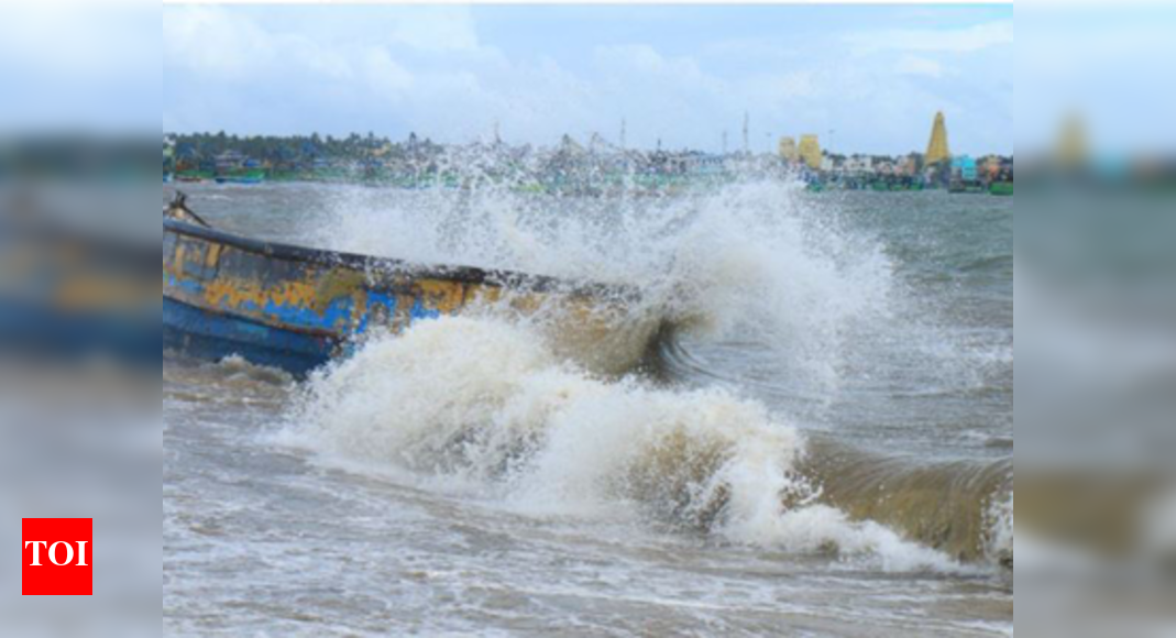 cyclone in mumbai:Latest news cyclone in Mumbai,Photos and Videos ...