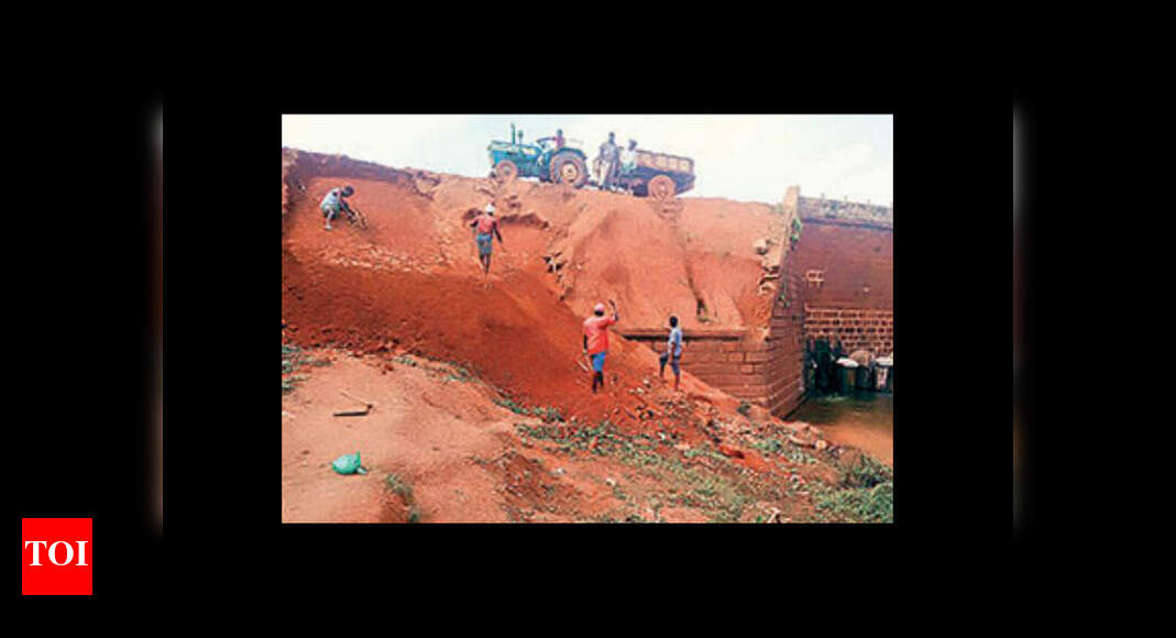 Work begins at Sholavaram dam | Chennai News - Times of India