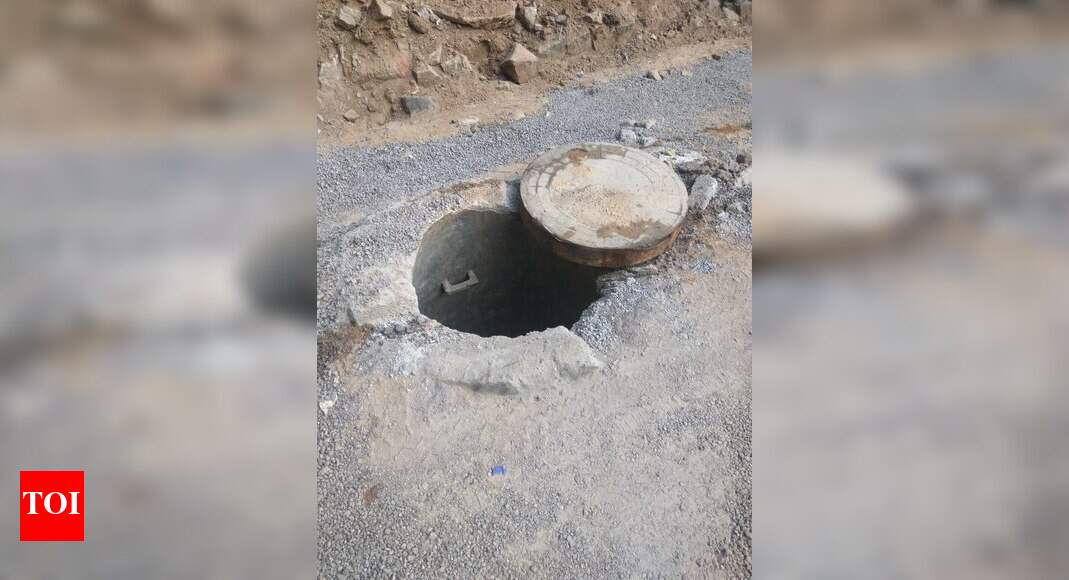 Open manhole in kompallly - Times of India