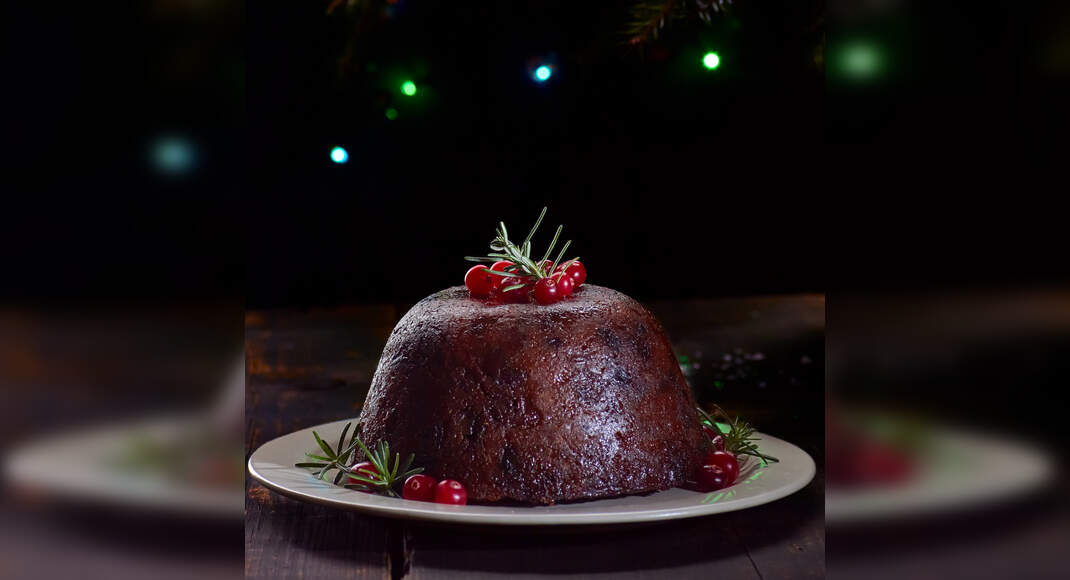 Yuletide Plum Pudding Recipe: How to Make Yuletide Plum Pudding Recipe ...
