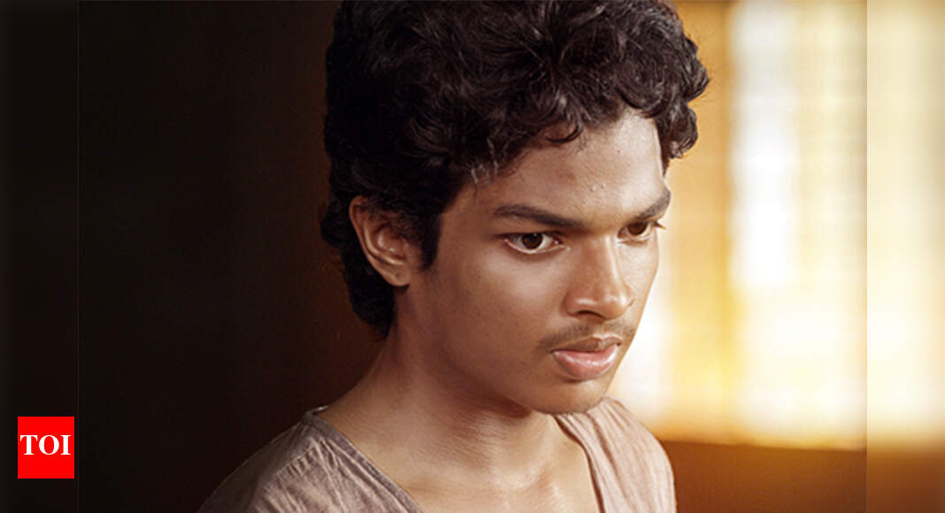 Sagaa Movie Review {2/5}: Critic Review of Sagaa by Times of India
