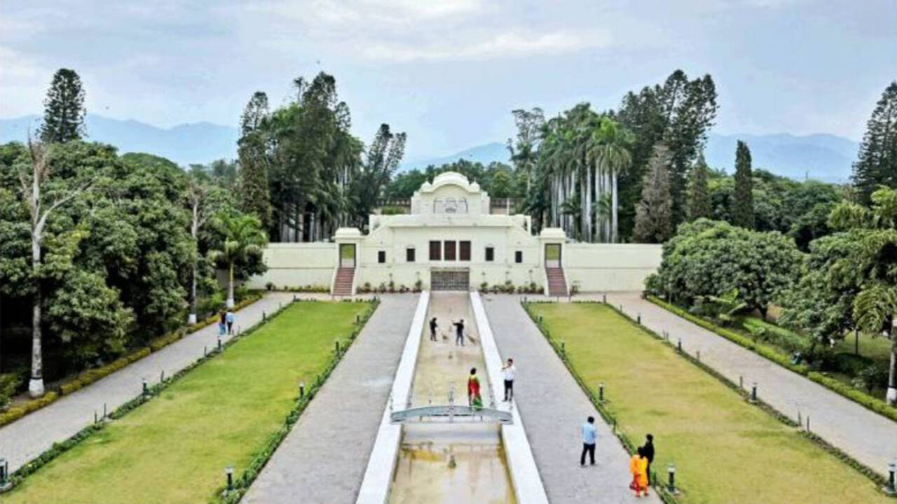 Pinjore Garden Chandigarh In Hindi | Fasci Garden