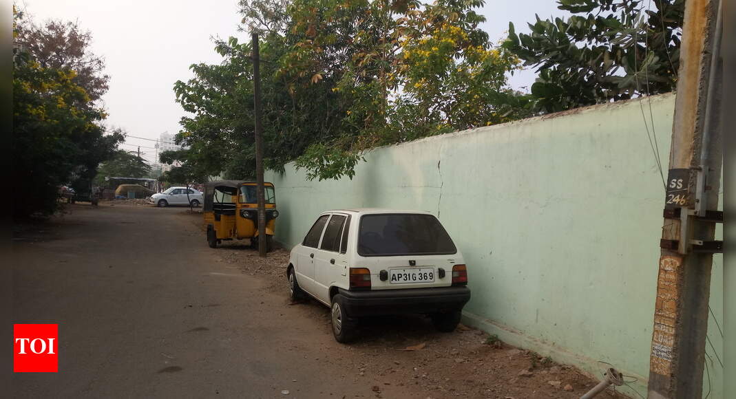 Unidentified car - Times of India