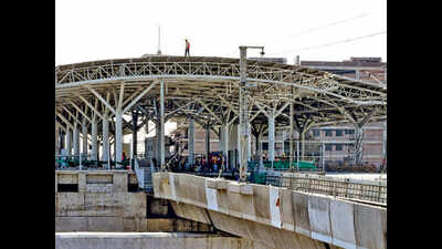 SCR ahead of other Railway zones: Report | Hyderabad News - Times of India