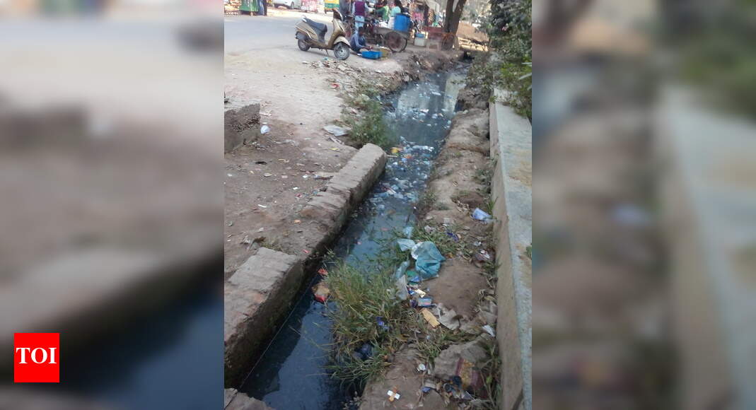 Open drains are dangerous - Times of India