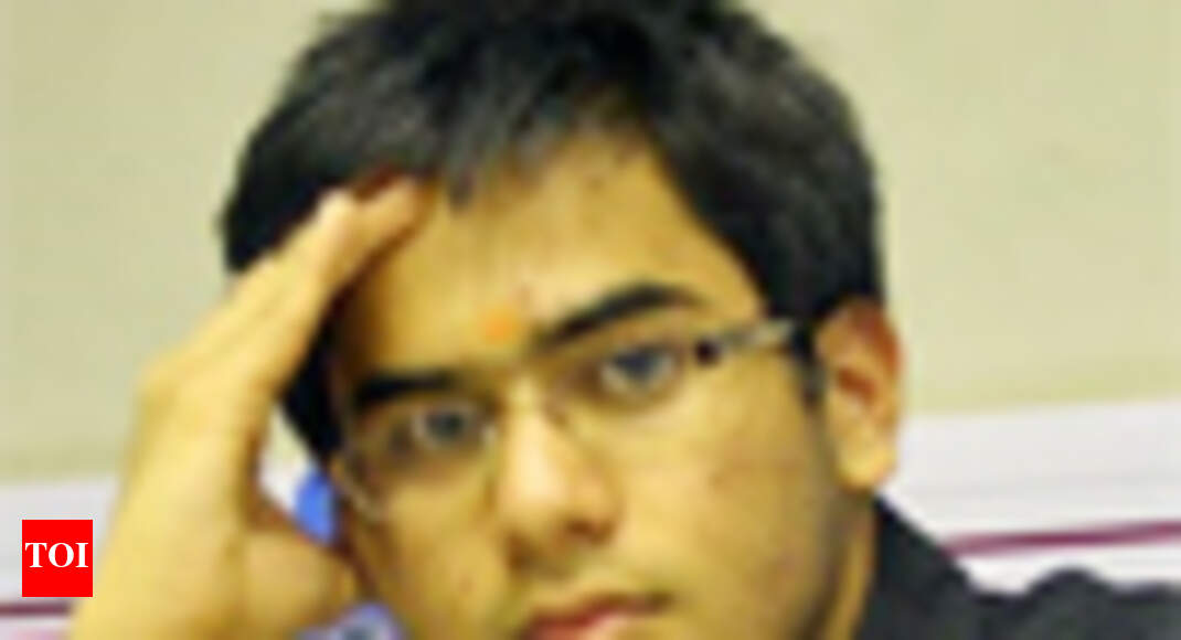Parimarjan Negi holds Anish Giri | Chess News - Times of India