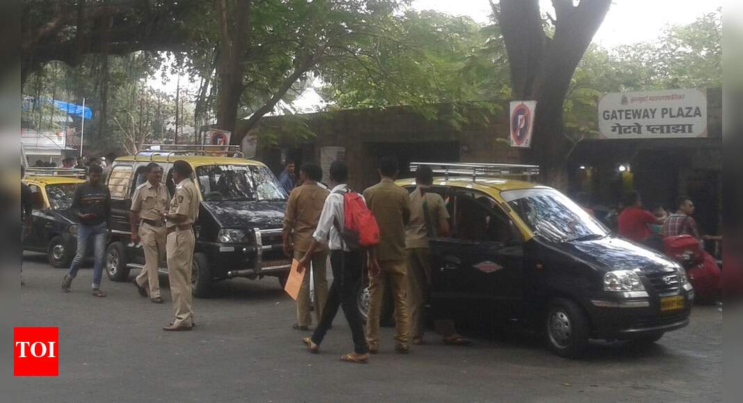 No parking, RTO police Main standing - Times of India