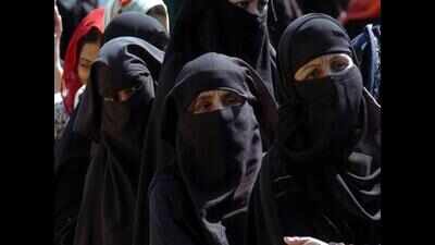 Triple Talaq Bill: AIMPLB to hold emergency meet in Lucknow on Triple ...