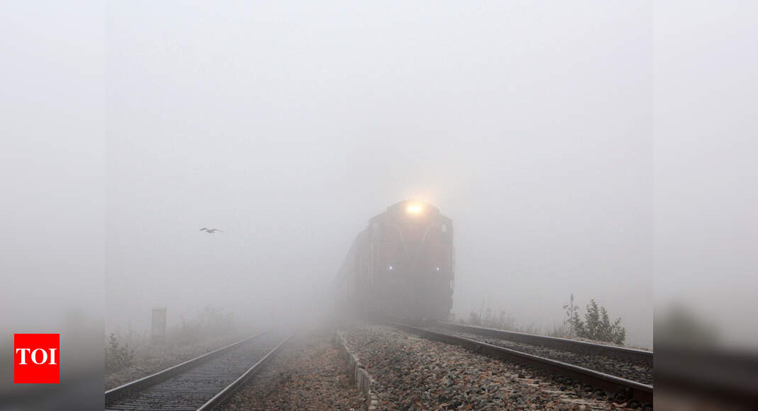Brace for dense fog from December 27 | Gurgaon News - Times of India
