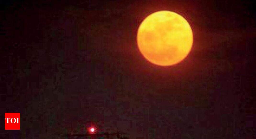 Supermoon tomorrow, a blue moon on January 31 | Pune News - Times of India