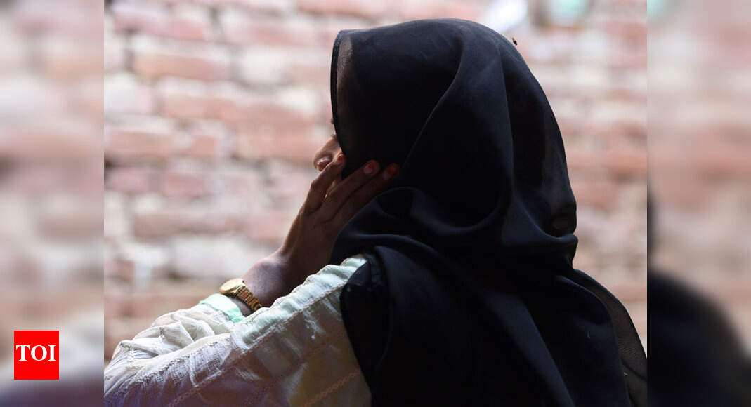 Triple Talaq: Congress may push for making instant talaq bailable crime | India News - Times of ...