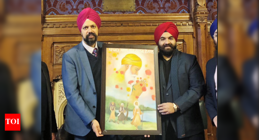 British Sikh MP hosts Ludhiana socialite in UK Parliament | Ludhiana ...