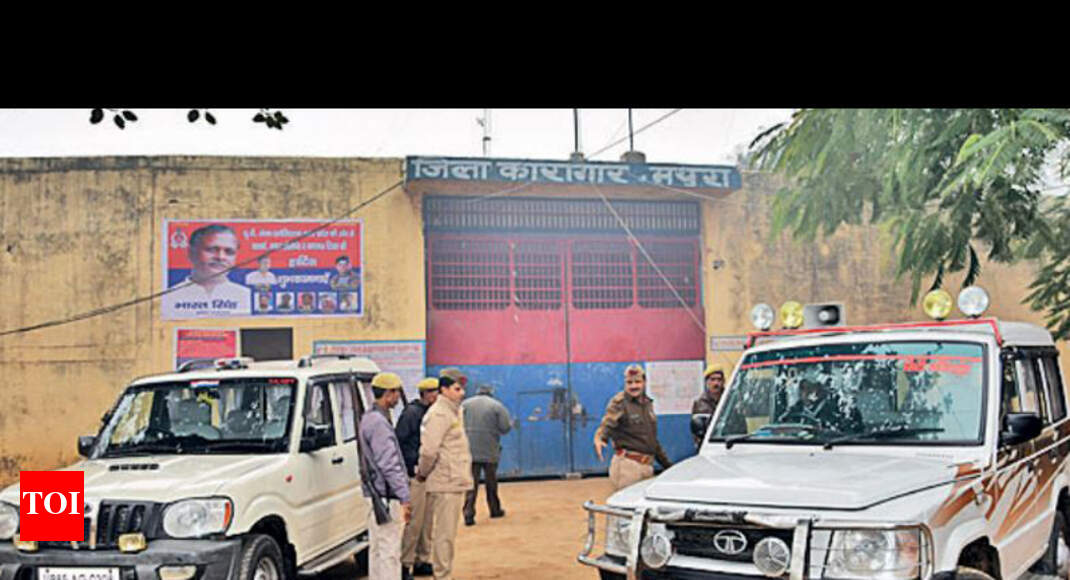 Mathura: On NY eve, 3 prisoners escape from Mathura jail; 4 prison ...
