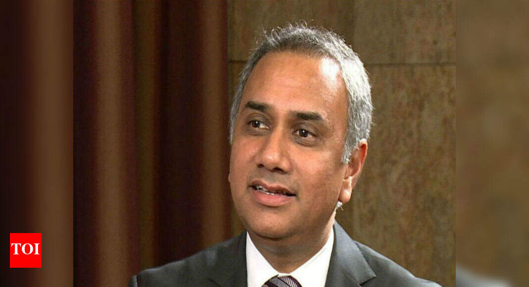 Salil Parekh: New Infosys CEO Salil Parekh asks staff to reskill ...