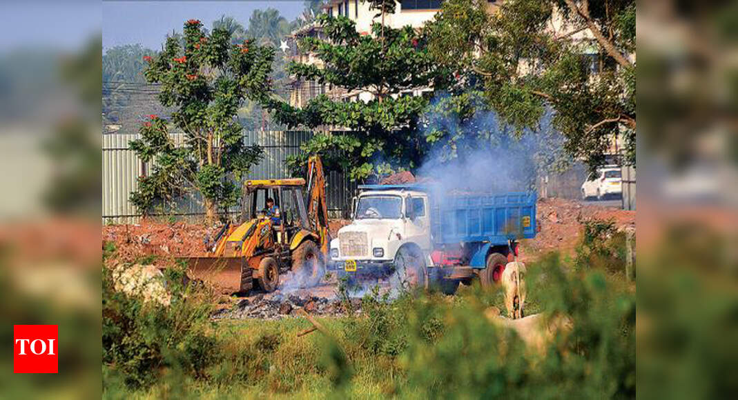 Taleigao ryots see red over another field set to vanish | Goa News ...