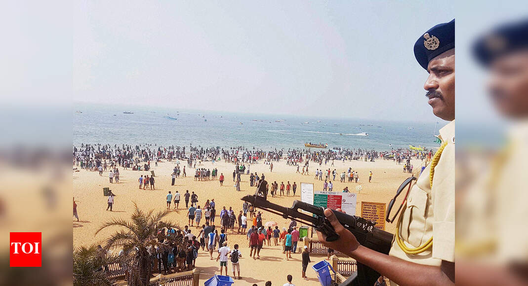 Child beggars ubiquitous in along North Goa beach stretch | Goa News ...