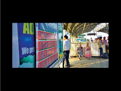 Metro: Month after rollout, Metro schedule on display at stns ...