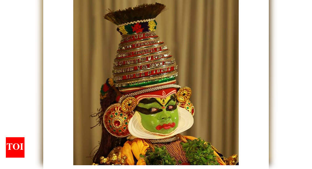 Kathakali is child’s play for Vishrutha | Kochi News - Times of India