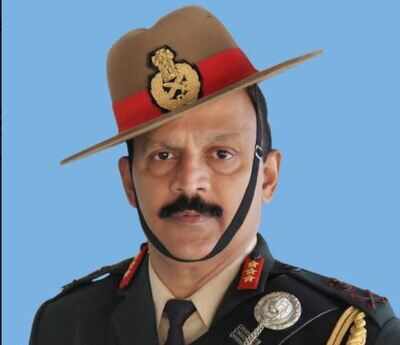 LT Gen Mohan takes over as commander Rising Star corps | Chandigarh ...