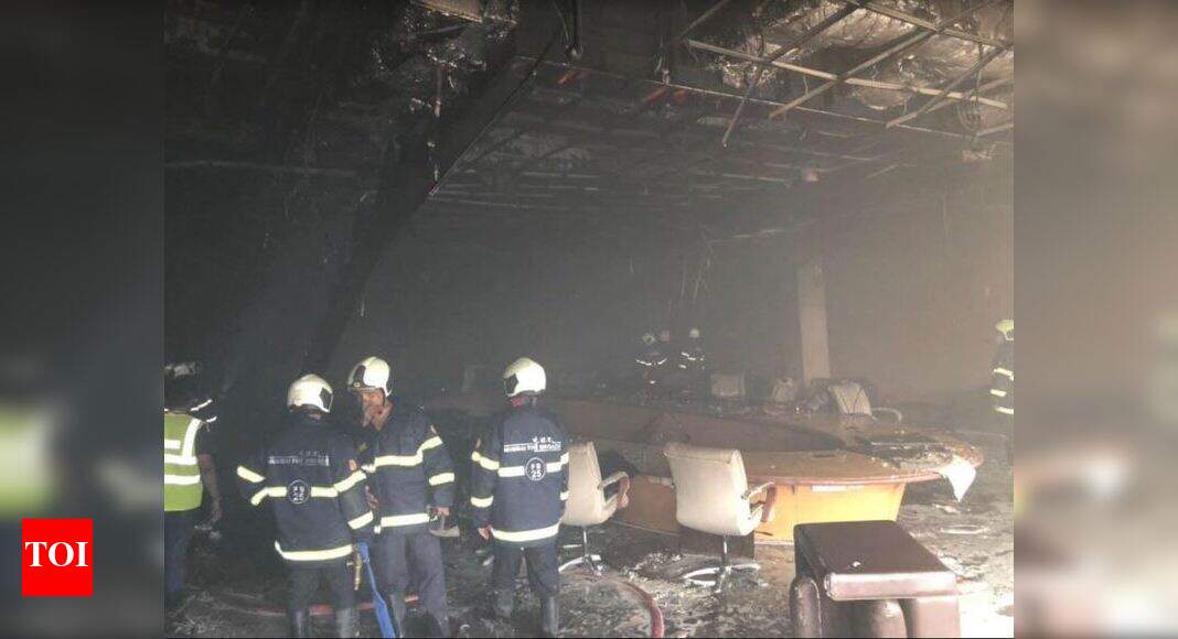 Mumbai Airport Fire: Fire breaks out at Mumbai airport's domestic ...