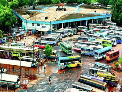 Strike causes chaos at Panaji bus stand - Times of India