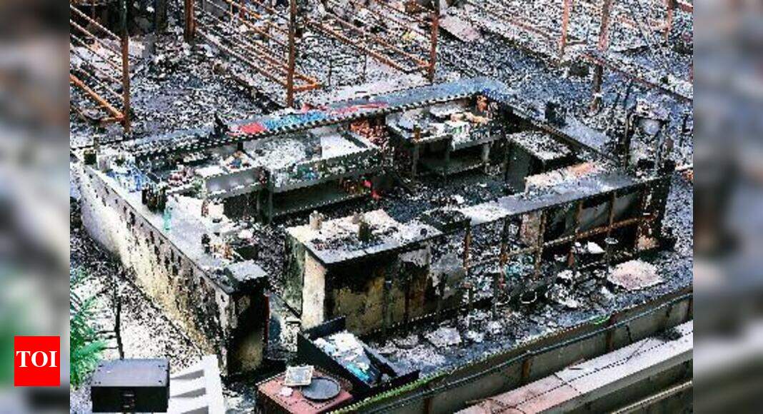 Yug Tuli: Kamala Mills fire: Mojo's Bistro owner Yug Tuli surrenders ...