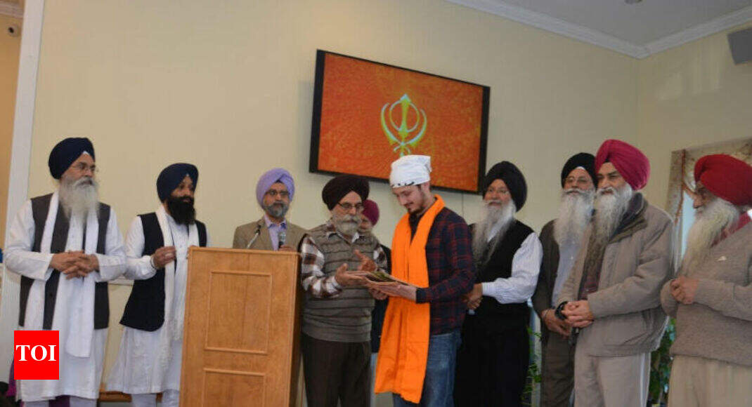 Young researcher urge Sikhs to explore layers of Sikh history in ...