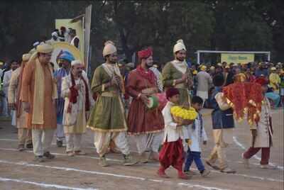 Basant Day: Festivity grips Dayalbagh: 20,000 to attend Basant Day ...