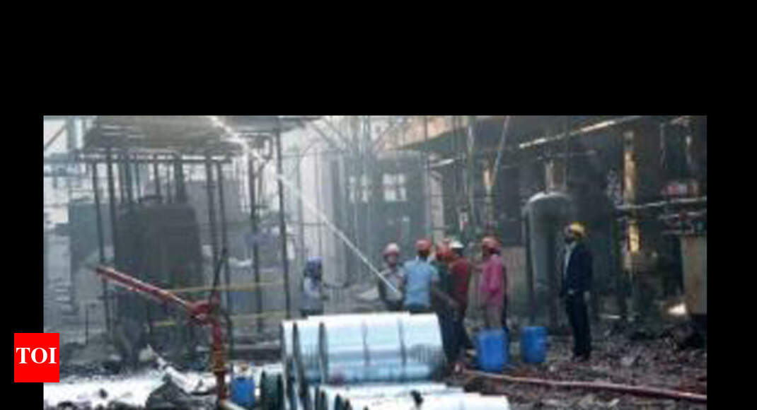 Four workers die, 13 injured in fire at fertilizer company at Nandesari ...