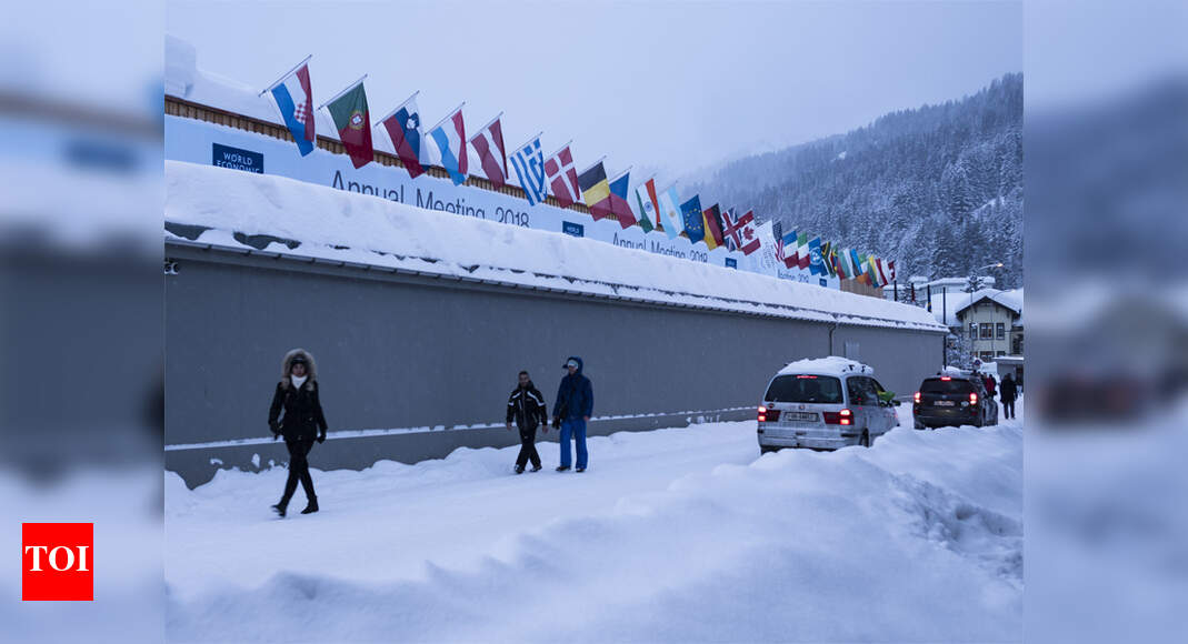 Davos: World Economic Forum: Prime Minister Narendra Modi arrives in ...