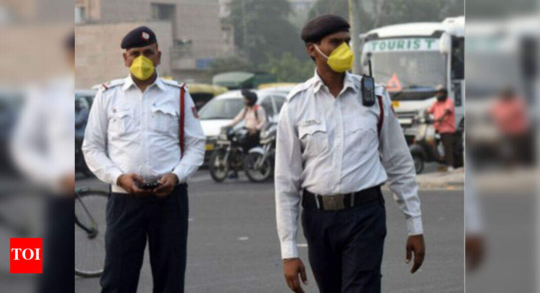 Pollution: Pollution hurting health of traffic cops: NHRC | India News ...