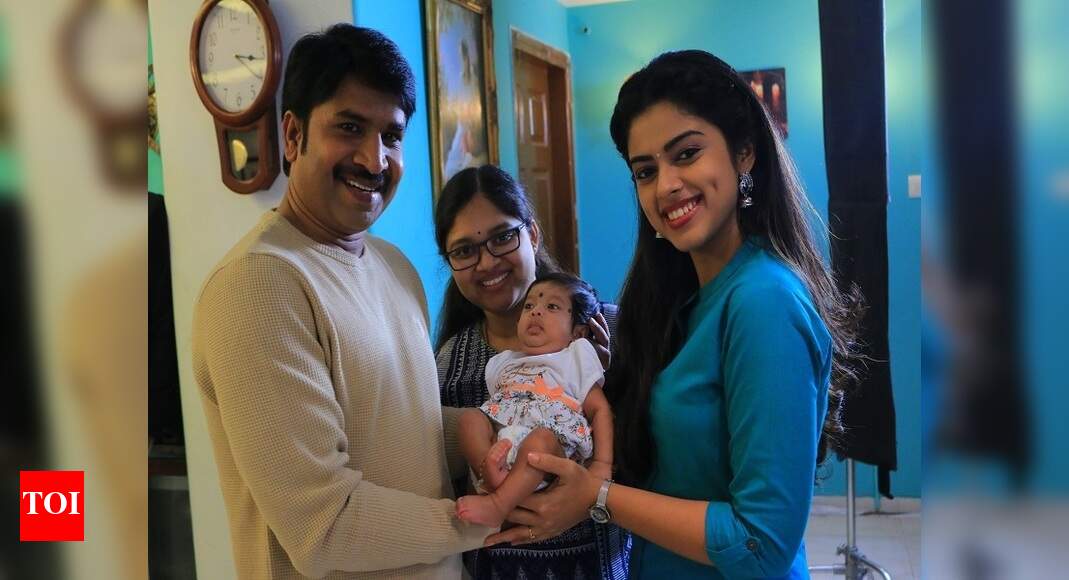 Srinivas Reddy's infant daughter to debut in films | Telugu Movie News ...