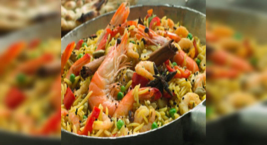 Prawn Biryani Recipe: How to Make Prawn Biryani Recipe | Homemade Prawn ...