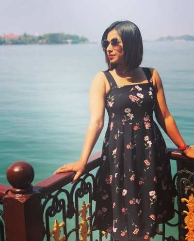 Shreya Bugde rings in 30 with a makeover - Times of India