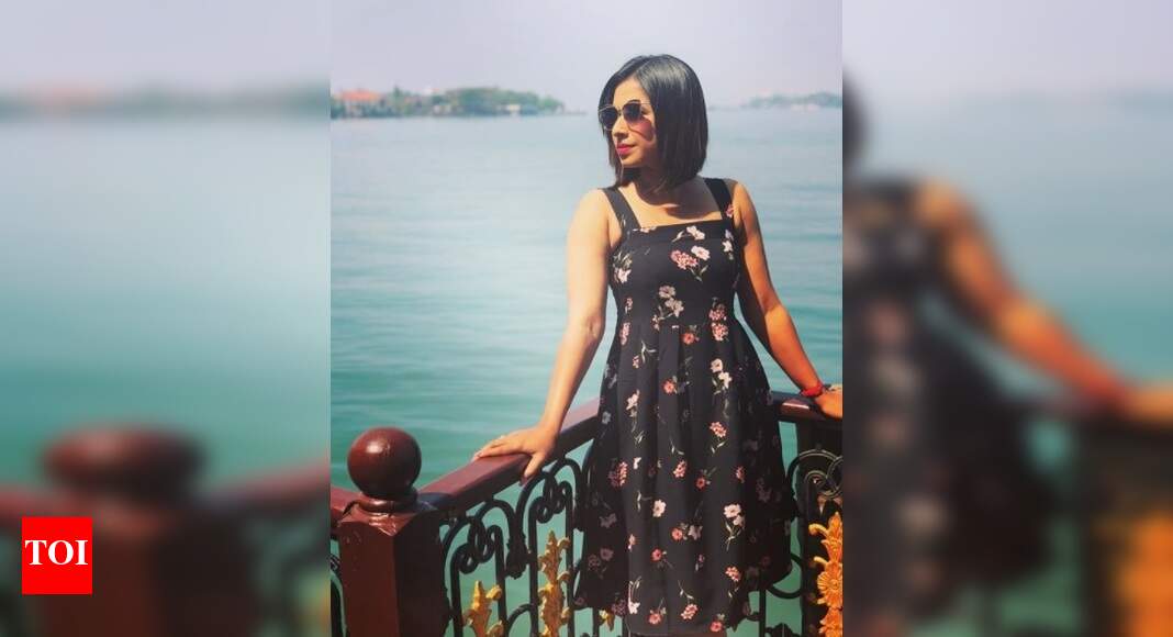 Shreya Bugde rings in 30 with a makeover - Times of India