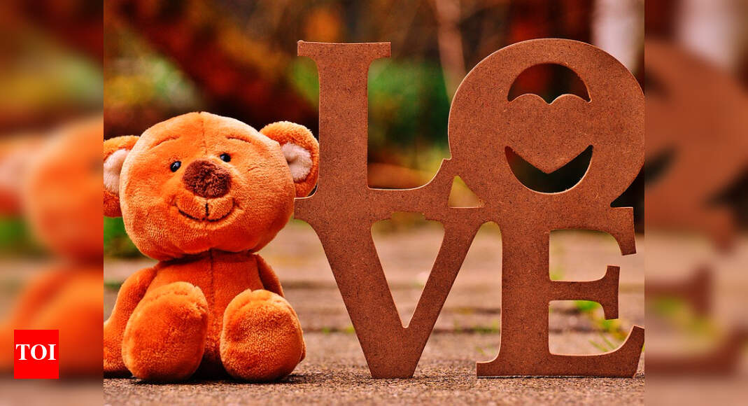 Teddy Day: Choose from these Lovely & Cute Teddies to Gift to your girl ...